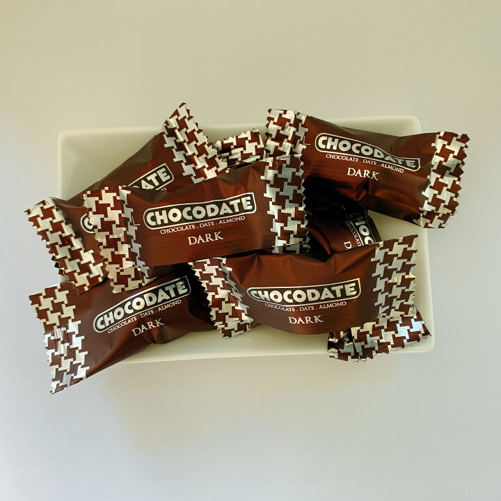 チョコレートデーツLa Ronda Chocolate Dates 80g 個別包装で6個入り 1個の食べごたえがあり1-2人には十分な量です ...