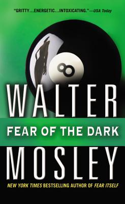 楽天ブックス: Fear of the Dark - Walter Mosley - 9780446617895 : 洋書