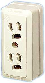 【楽天市場】あす楽対応 WK3064 パナソニック 工事用配線器具・電材 接地露出抜け止めダブルコンセント(2P) [送り端子付][巻締端子式 ...