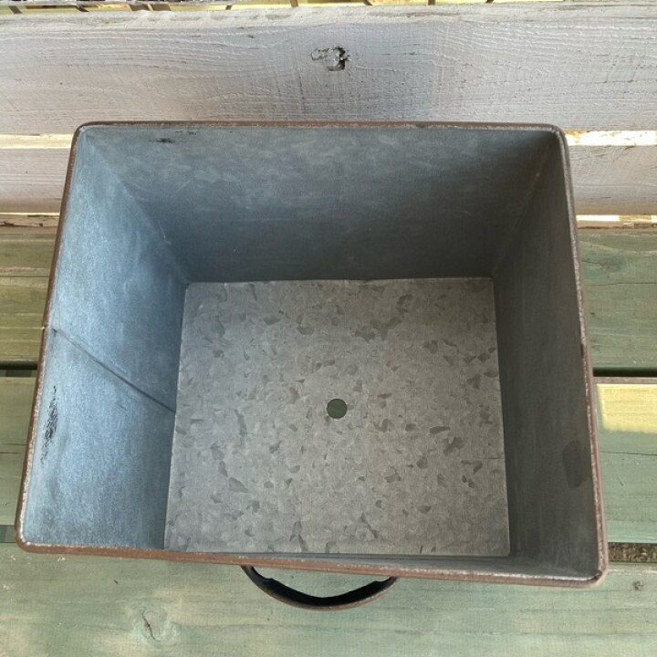 ブリキ ティロワールワイドS ブラック MH709 穴あきプランター は自分にプチご褒美を