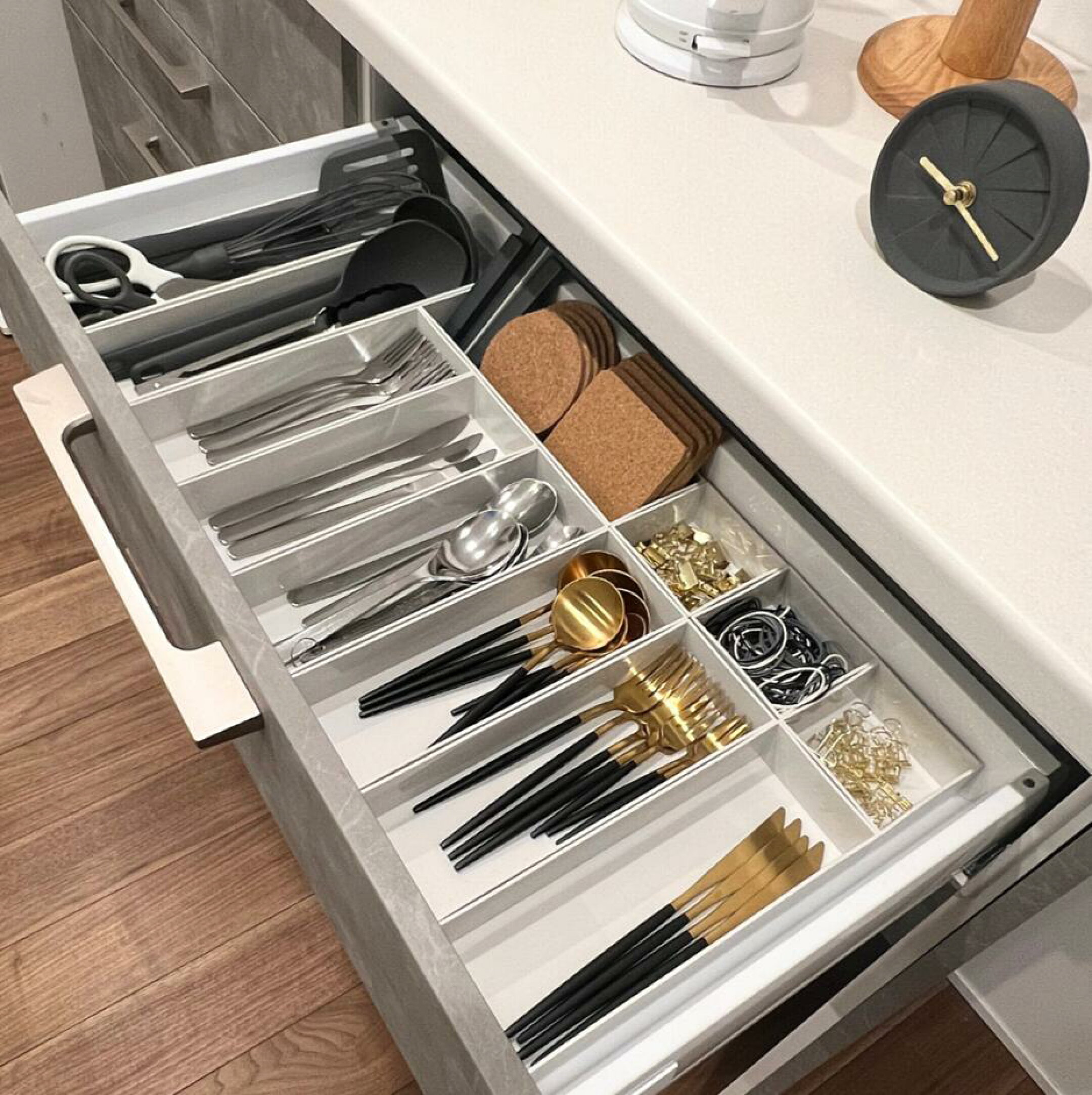 楽天市場 | 住設ショップHARUTAS - 【HARUTAS限定公開】LIXILカップボード 内寸データまとめ