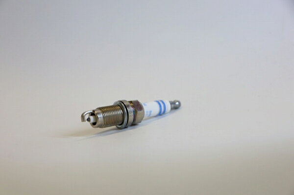 【楽天市場】BOSCH ボッシュ スパークプラグ FR5KPP332S ダブルプラチナ Double PLATINUM 0242245576 ...
